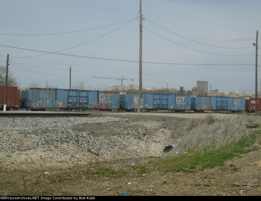 CSX 7872 BNSF 8378 into Yard & GT Car with Tower Crane in Back Ground